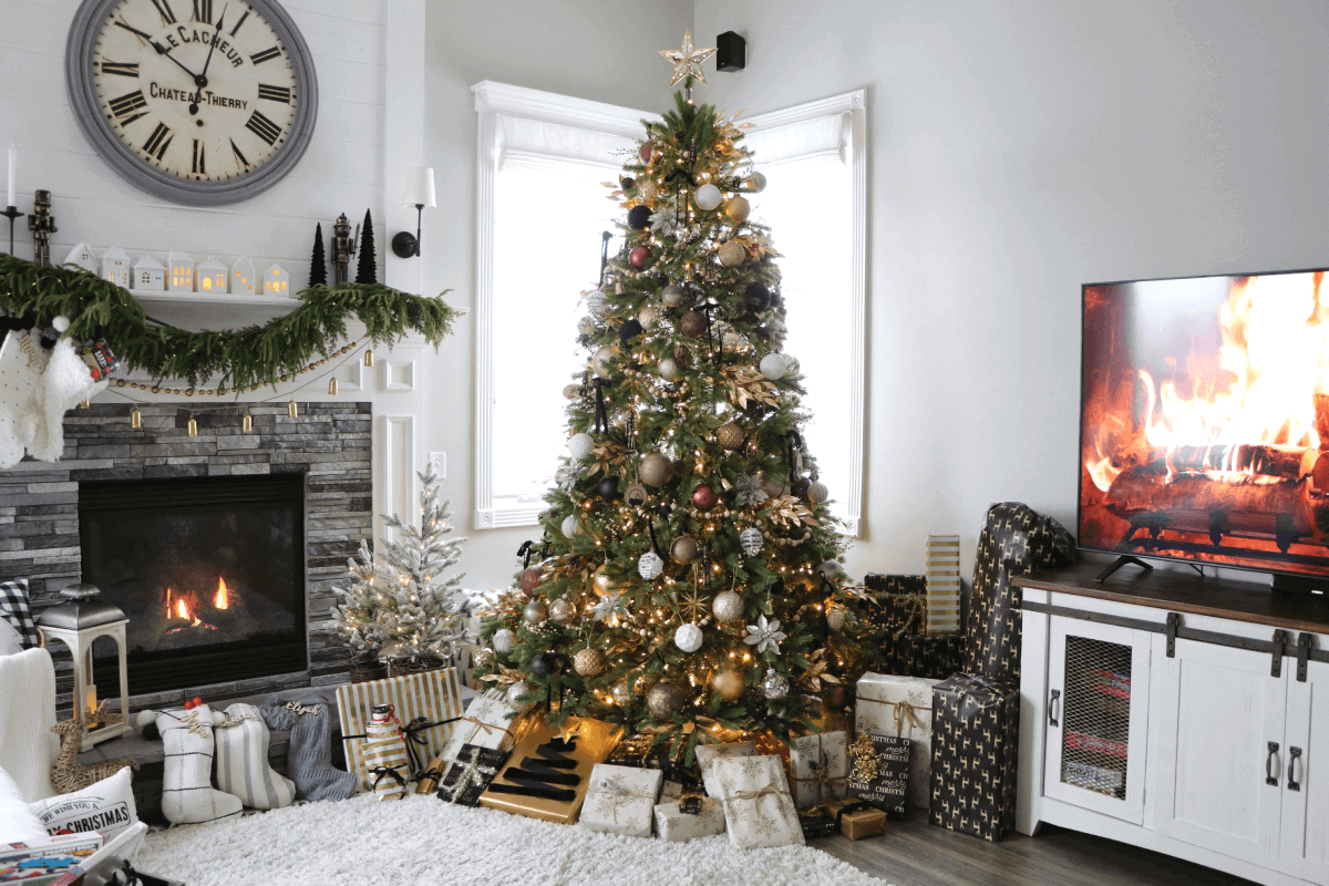 A Detailed Guide on Disassembling Your Tree