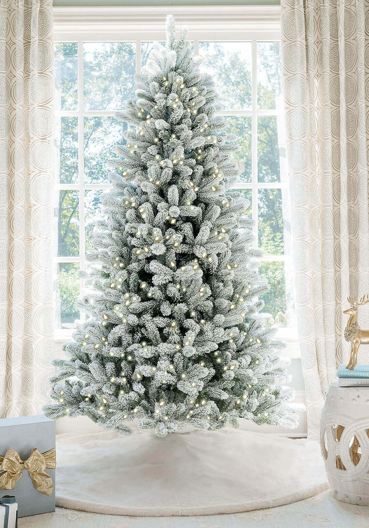 What Is a Flocked Christmas Tree? - Explained By Experts