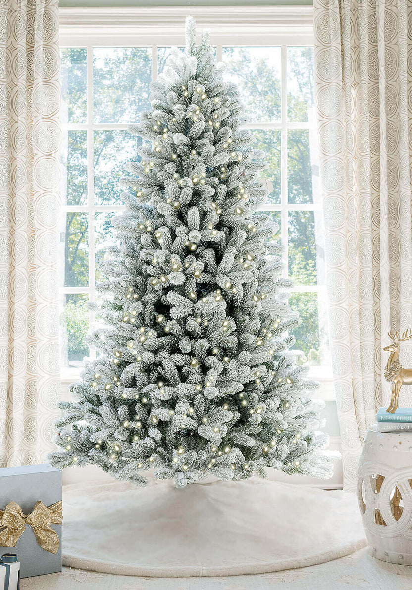 What Is a Flocked Christmas Tree? - Explained By Experts